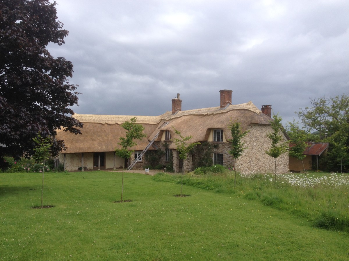 Ferrari the Thatcher – Thatching the much loved homes of England